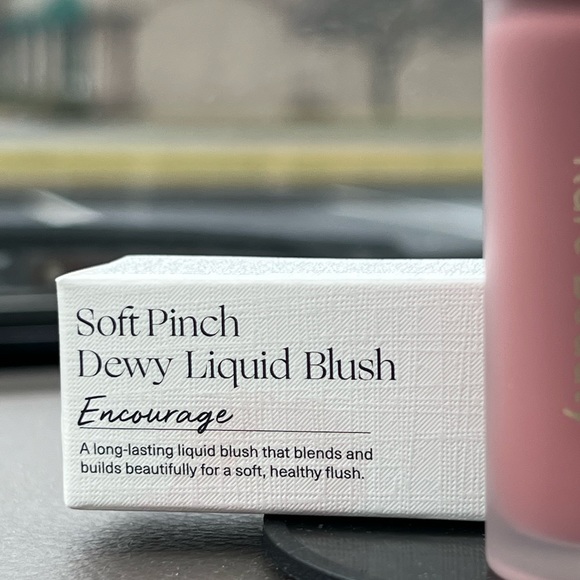 Rare Beauty | Makeup | Rare Beauty Encourage Soft Pinch Liquid Blush ...